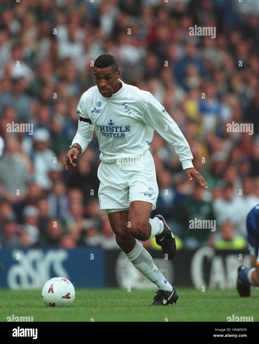 BRIAN DEANE LEEDS UNITED FC 02 October 1995 Stock Photo - Alamy