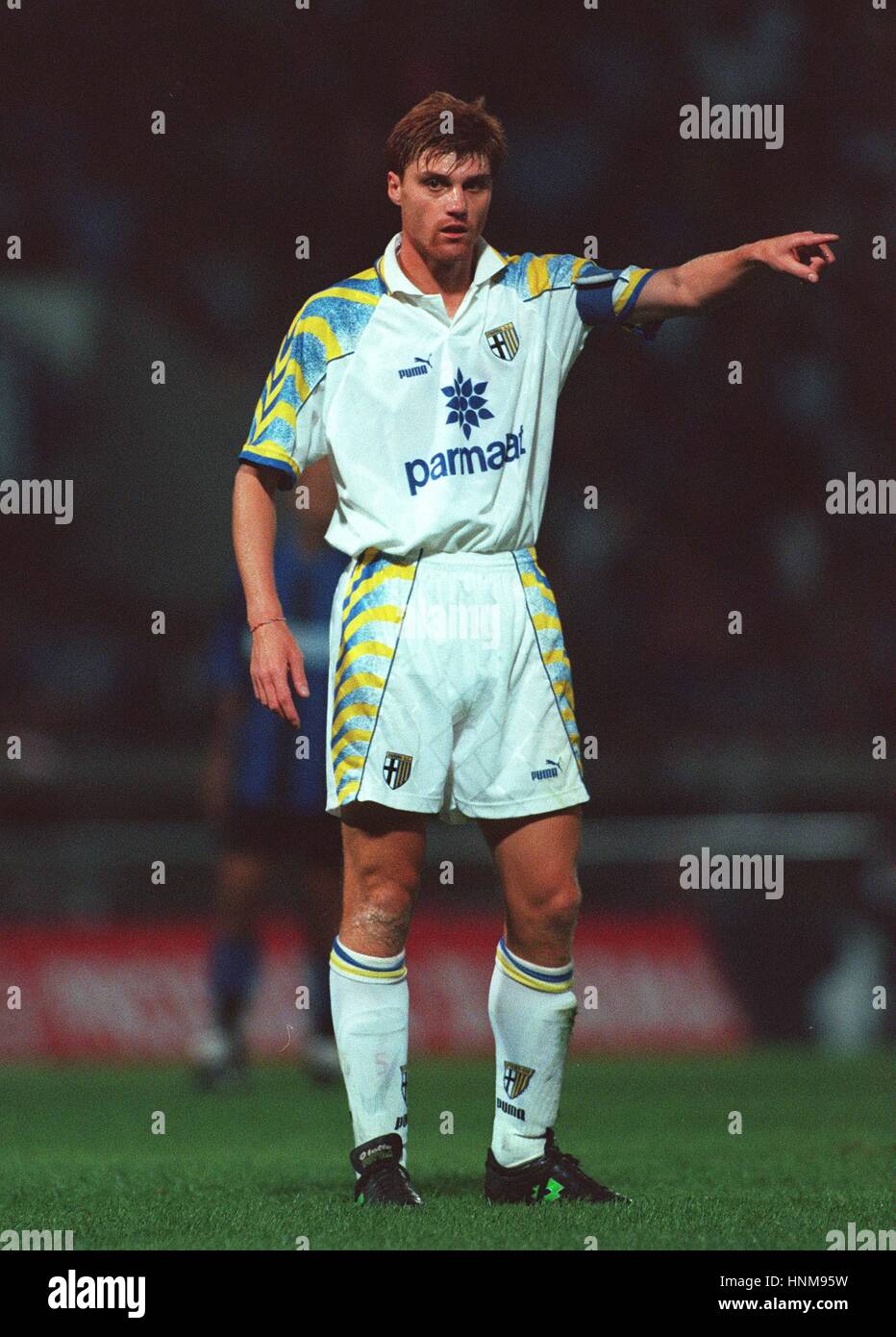 LUIGI APOLLONI PARMA FC 06 October 1995 Stock Photo - Alamy