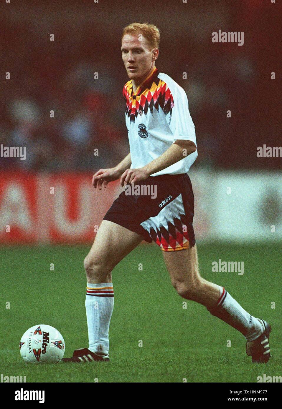 MATTHIAS SAMMER GERMANY & BORUSSIA DORTMUND FC 12 October 1995 Stock ...