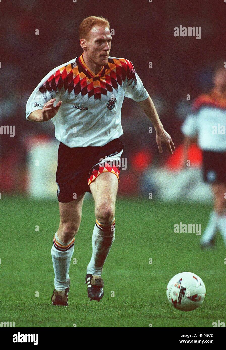 MATTHIAS SAMMER GERMANY & BORUSSIA DORTMUND FC 12 October 1995 Stock ...