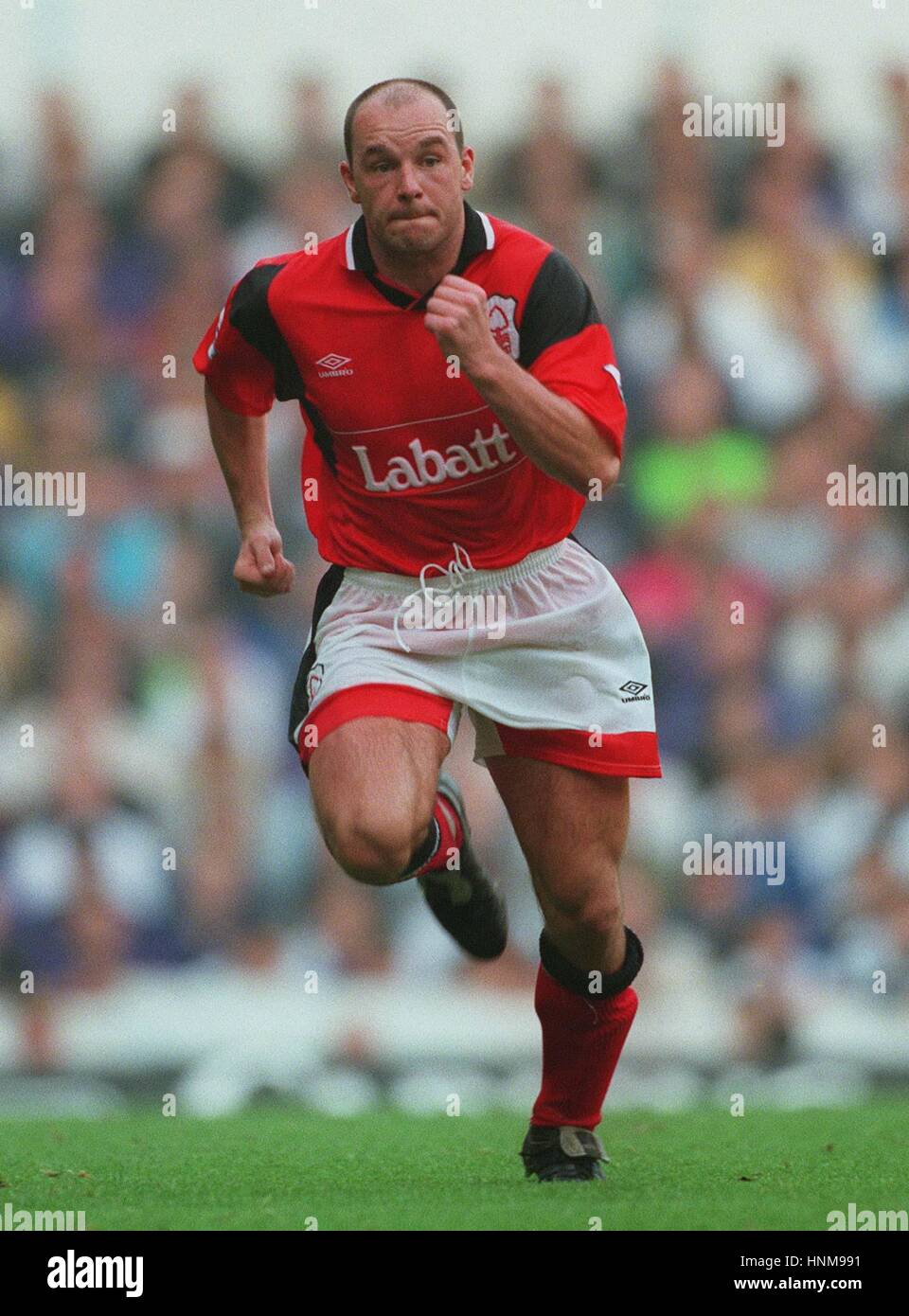 STEVE STONE NOTTINGHAM FOREST FC 23 October 1995 Stock Photo - Alamy