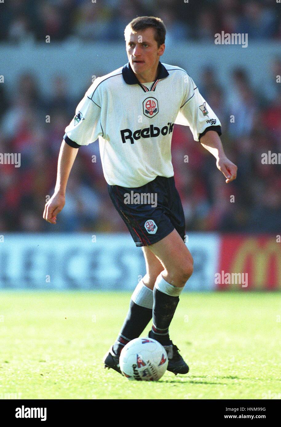 JIMMY PHILLIPS BOLTON WANDERERS FC 25 October 1995 Stock Photo - Alamy