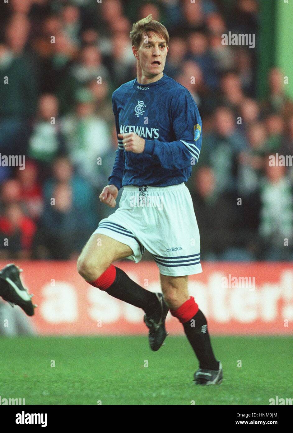 RICHARD GOUGH GLASGOW RANGERS FC 29 November 1995 Stock Photo - Alamy