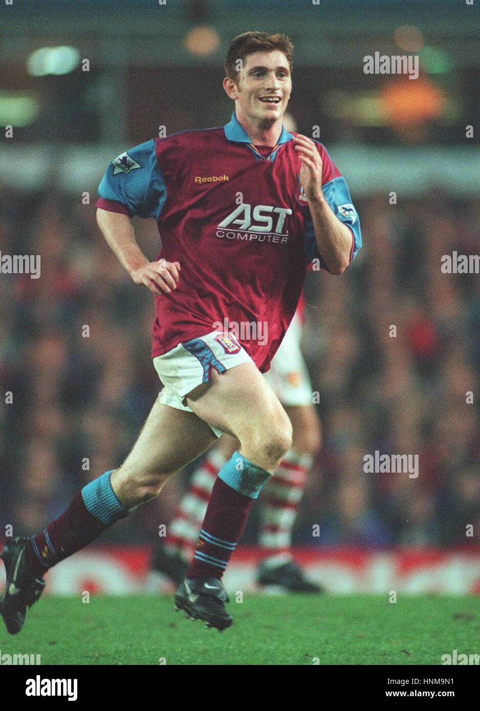 Tommy johnson aston villa fc hi-res stock photography and images - Alamy