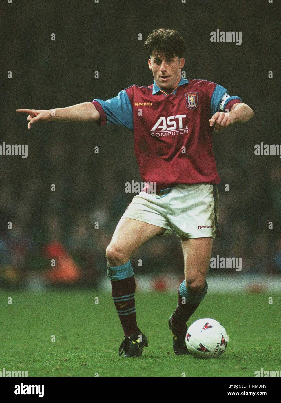 Andy townsend aston villa hi-res stock photography and images - Alamy