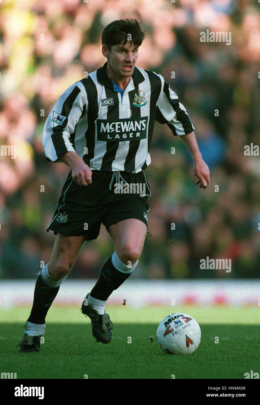 PAUL BRACEWELL NEWCASTLE UNITED FC 03 January 1995 Stock Photo - Alamy