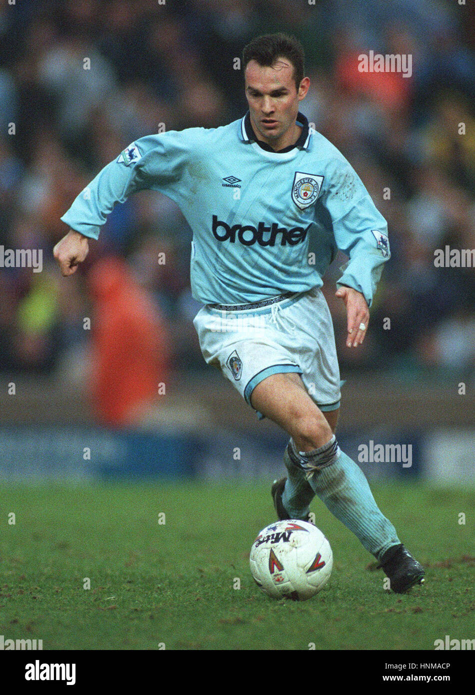 15 february 1995 hi-res stock photography and images - Alamy