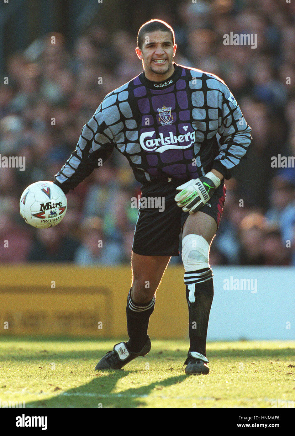 DAVID JAMES LIVERPOOL FC 27 February 1995 Stock Photo - Alamy