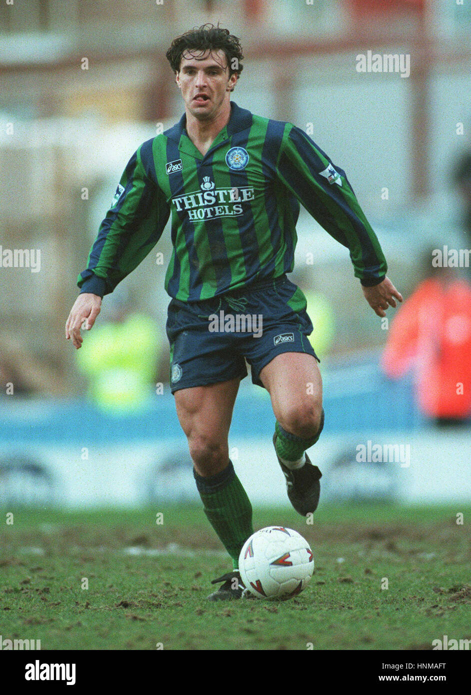 GARY SPEED LEEDS UNITED FC 27 February 1995 Stock Photo - Alamy