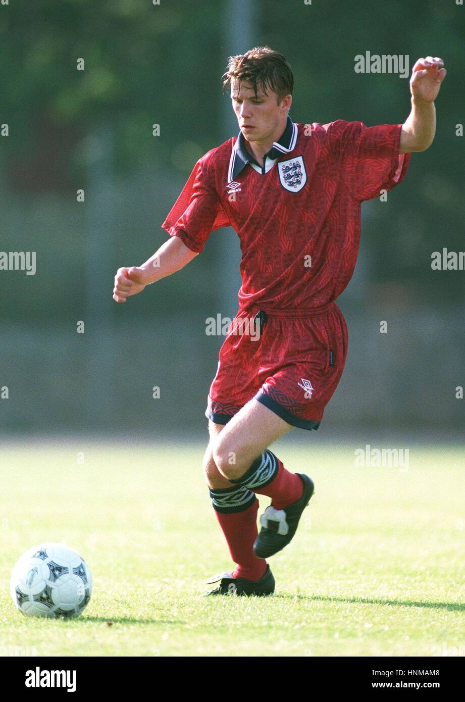 DAVID BECKHAM ENGLAND U21 & MAN UTD FC 09 July 1995 Stock Photo - Alamy