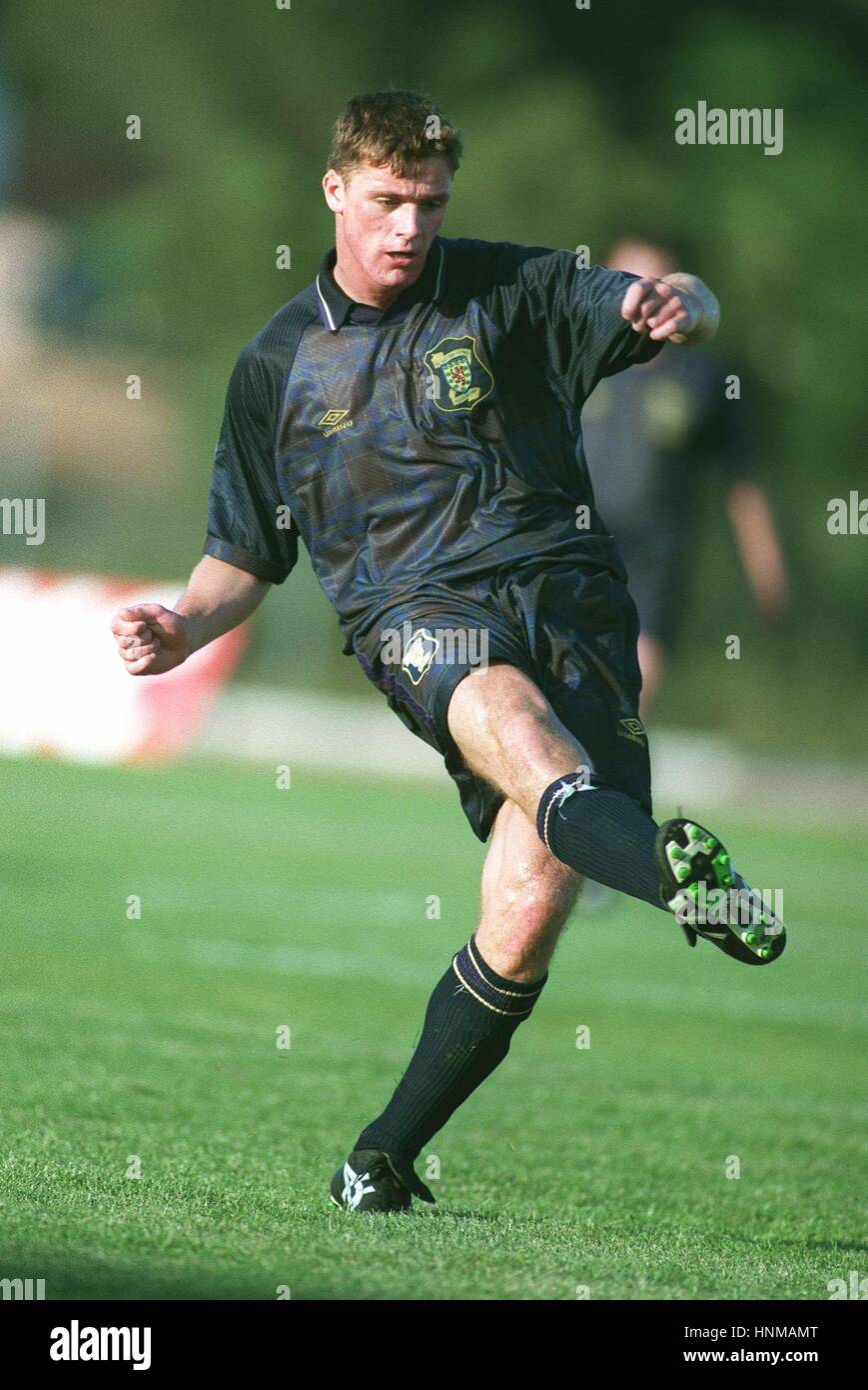 DUNCAN JUPP SCOTLAND U21 & FULHAM FC 09 July 1995 Stock Photo - Alamy