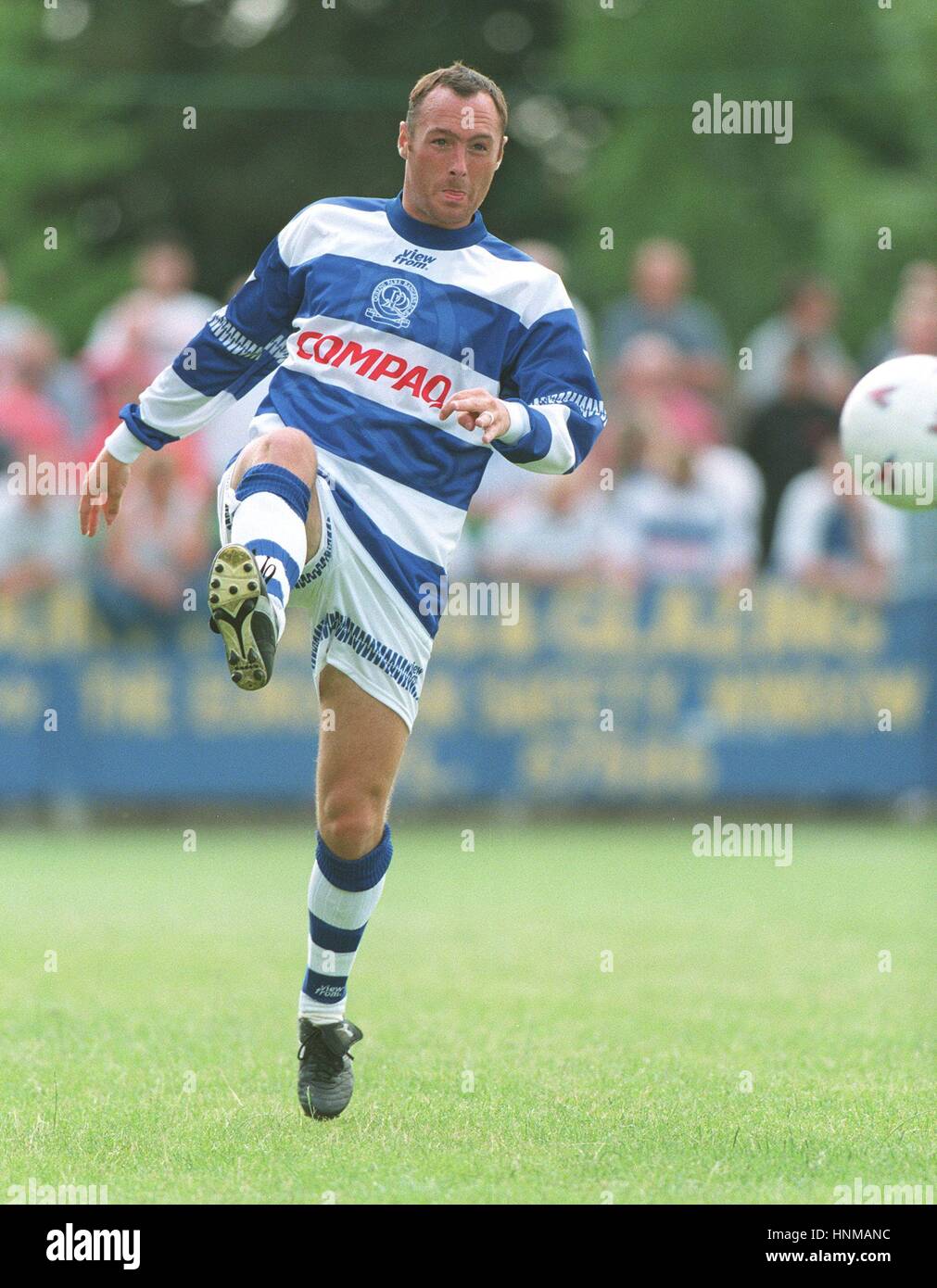 DAVID BARDSLEY QUEENS PARK RANGERS FC 23 July 1995 Stock Photo - Alamy