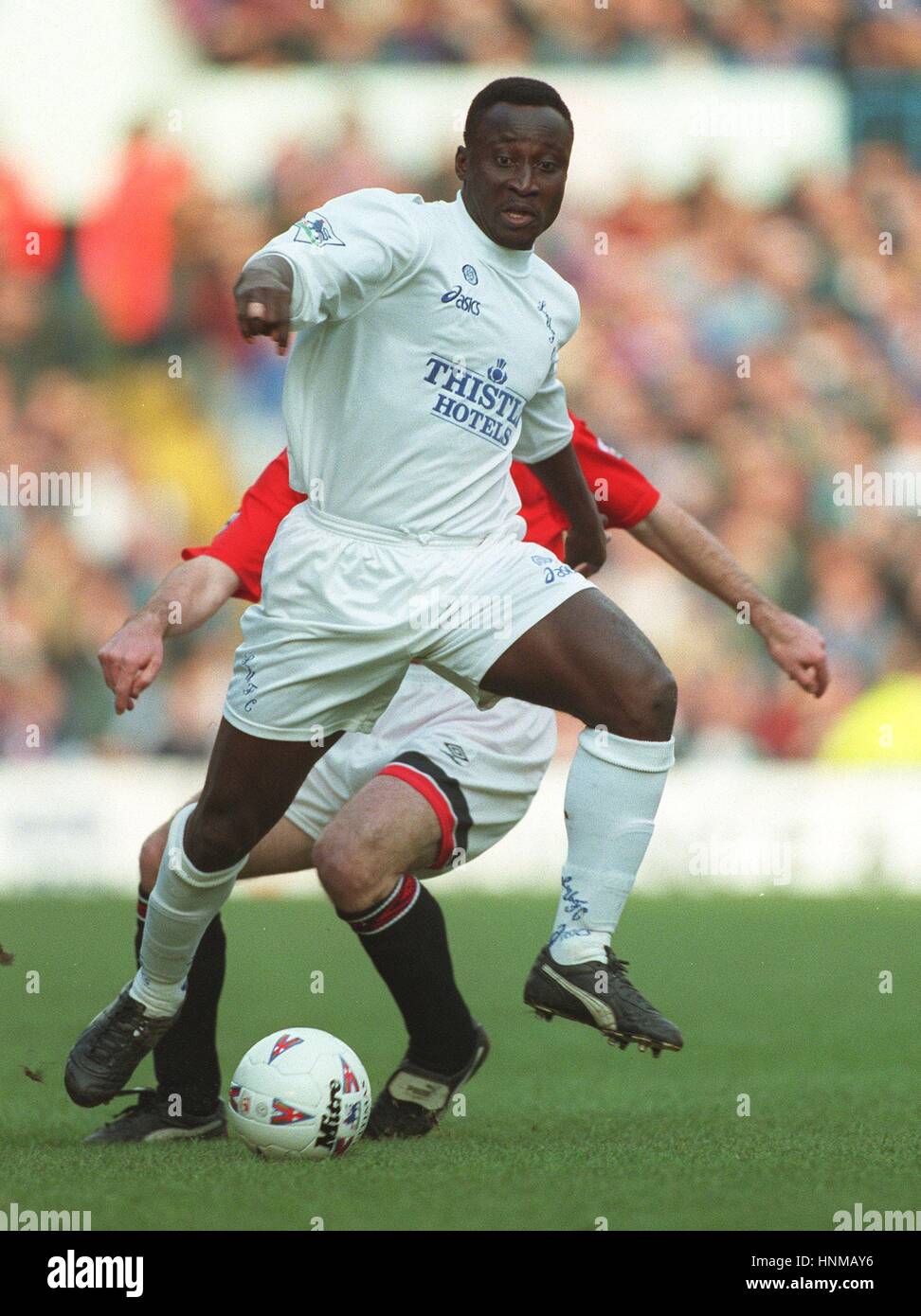 TONY YEBOAH LEEDS UNITED FC 28 December 1995 Stock Photo - Alamy