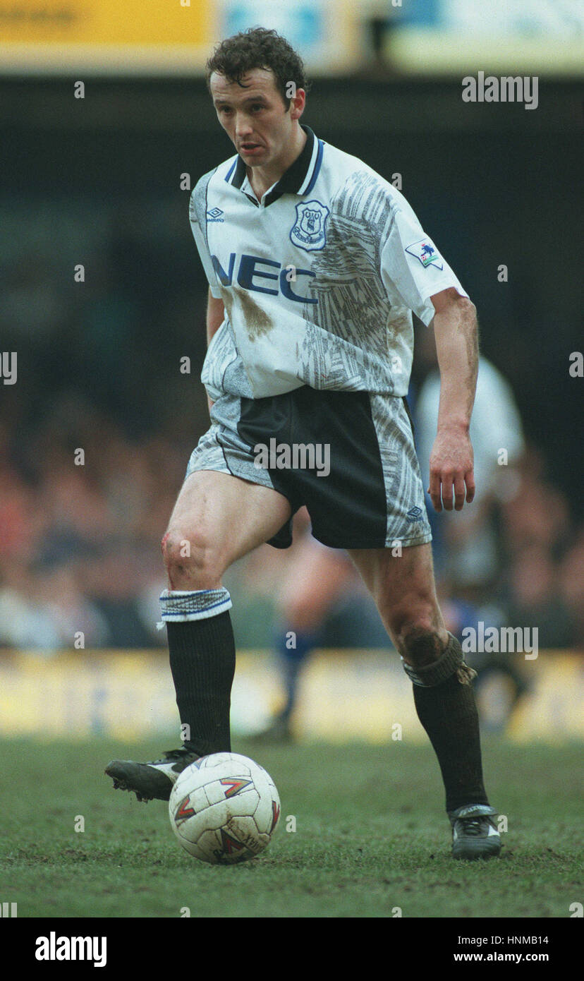 BARRY HORNE EVERTON FC 06 March 1995 Stock Photo - Alamy