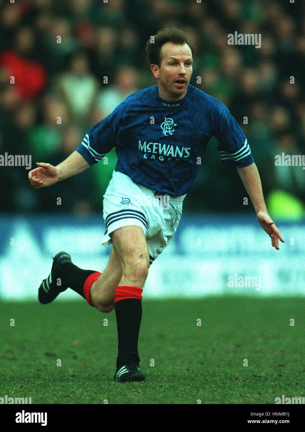 TREVOR STEVEN GLASGOW RANGERS FC 06 March 1995 Stock Photo - Alamy