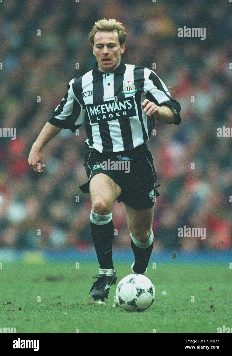 JOHN BERESFORD NEWCASTLE UNITED FC 08 March 1995 Stock Photo - Alamy