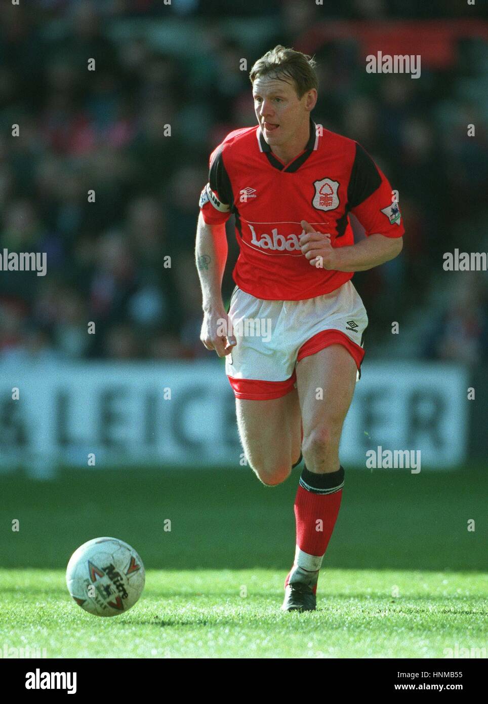 STUART PEARCE NOTTINGHAM FOREST FC 20 March 1995 Stock Photo - Alamy
