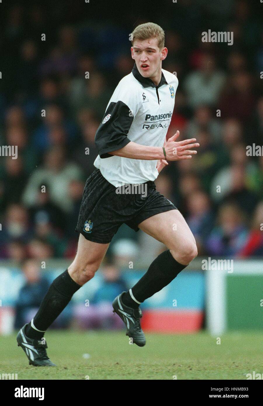ANDY BOOTH HUDDERSFIELD TOWN FC 05 April 1995 Stock Photo - Alamy