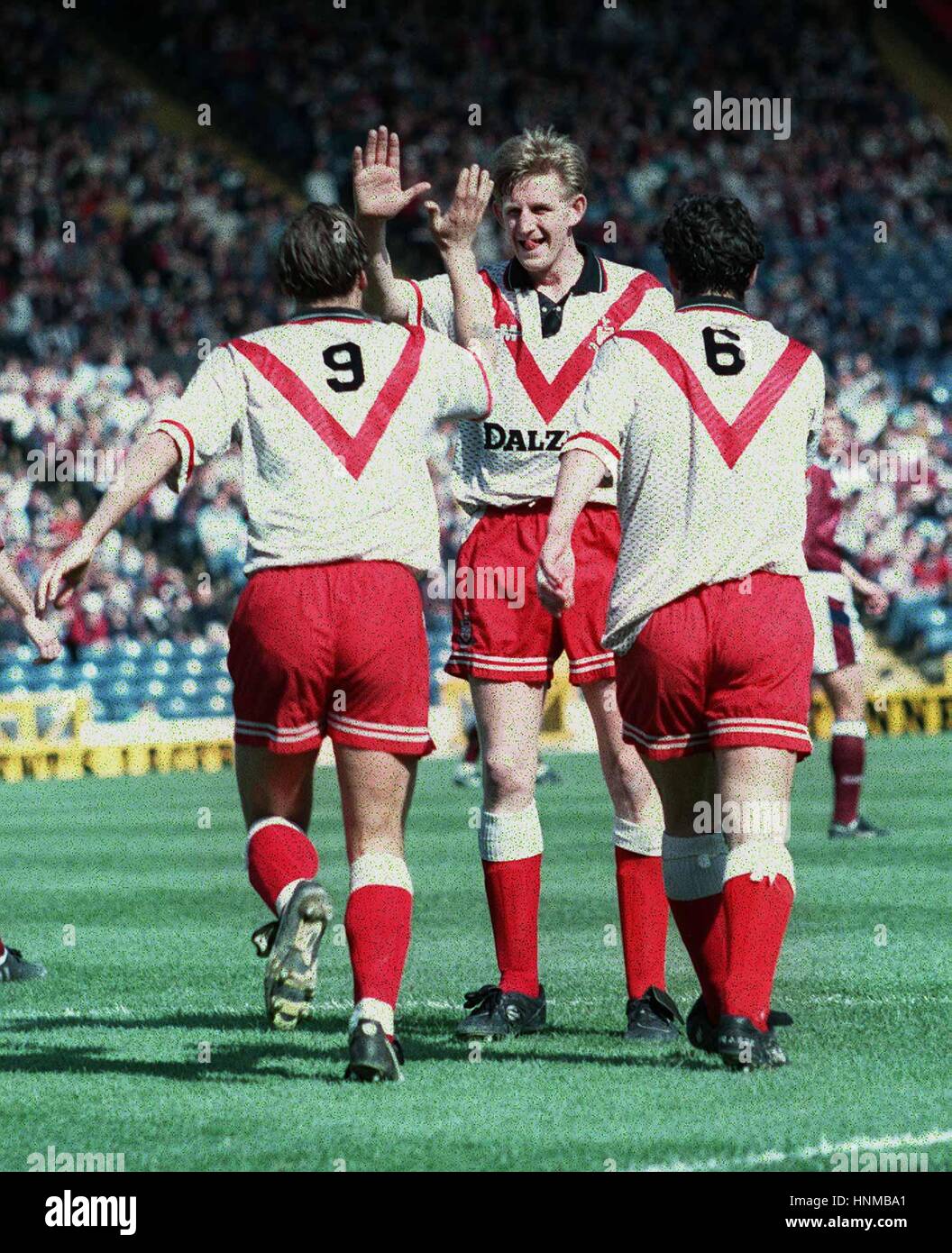 COPPER CELEBRATES GOAL AIRDRIE V HEARTS. SCOTTISH CUP 08 April 1995 ...