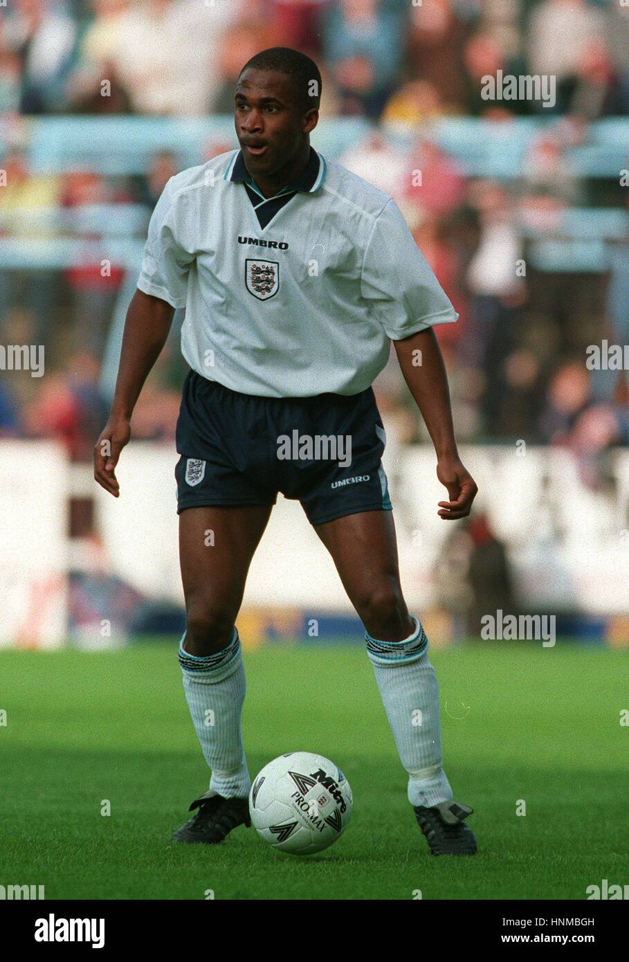 DEAN GORDON ENGLAND U21 & CRYSTAL PALACE F 17 June 1995 Stock Photo - Alamy