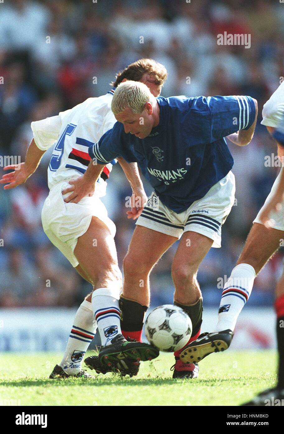 Paul gascoigne rangers hi-res stock photography and images - Alamy