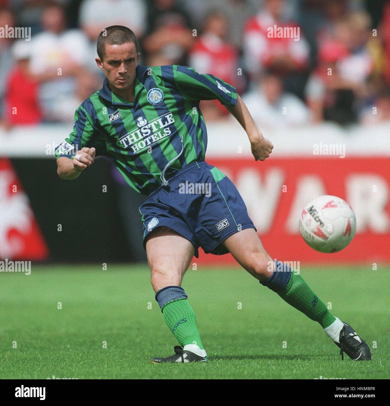 Gary kelly leeds united fc hi-res stock photography and images - Alamy