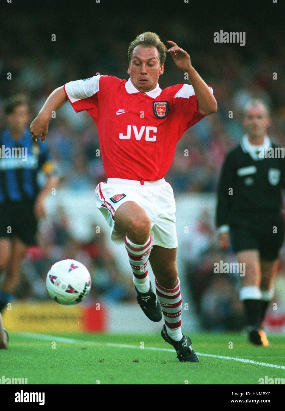 DAVID PLATT ARSENAL FC 11 August 1995 Stock Photo - Alamy