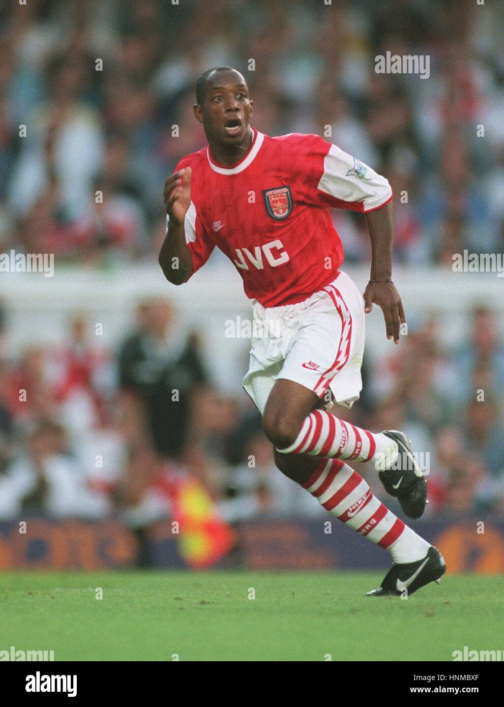 IAN WRIGHT ARSENAL FC 11 August 1995 Stock Photo - Alamy