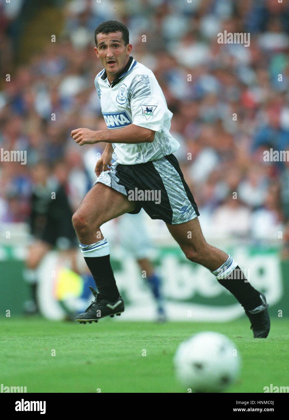 VINNY SAMWAYS EVERTON FC 14 August 1995 Stock Photo - Alamy