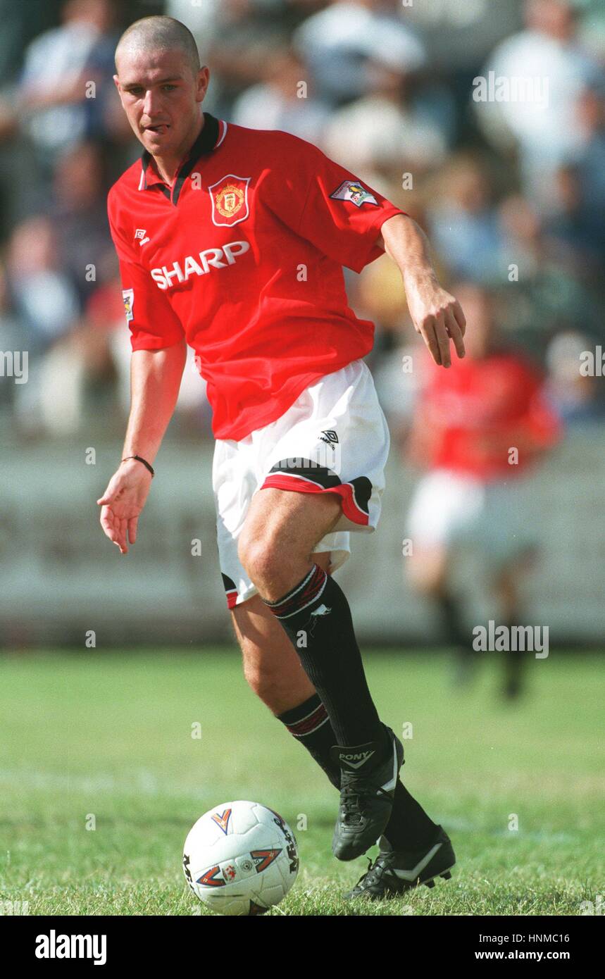 LEE SHARPE MANCHESTER UNITED FC 15 August 1995 Stock Photo - Alamy