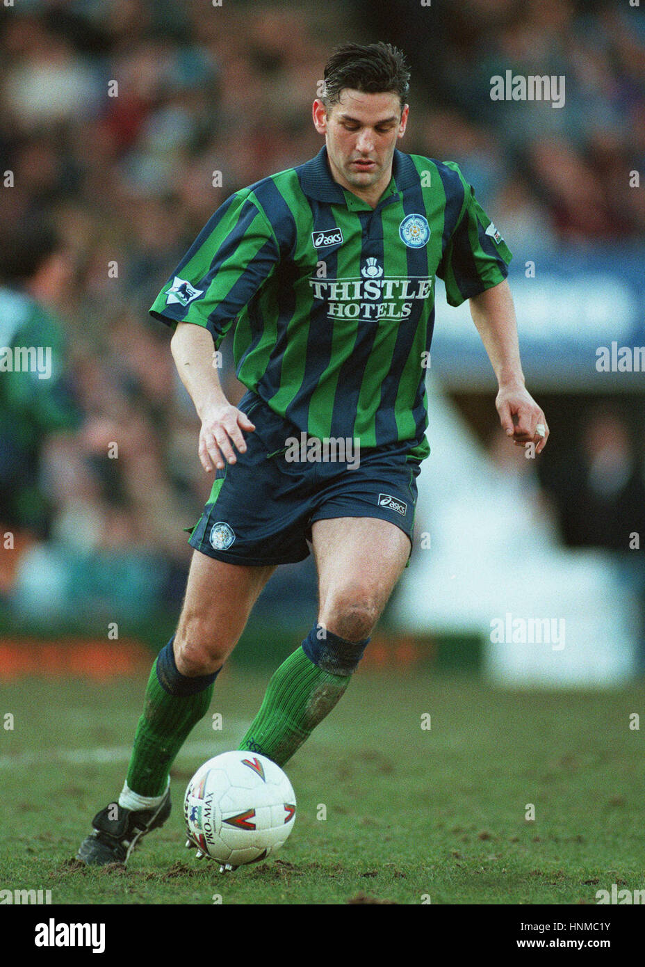 DAVID WHITE LEEDS UNITED FC 26 February 1995 Stock Photo - Alamy