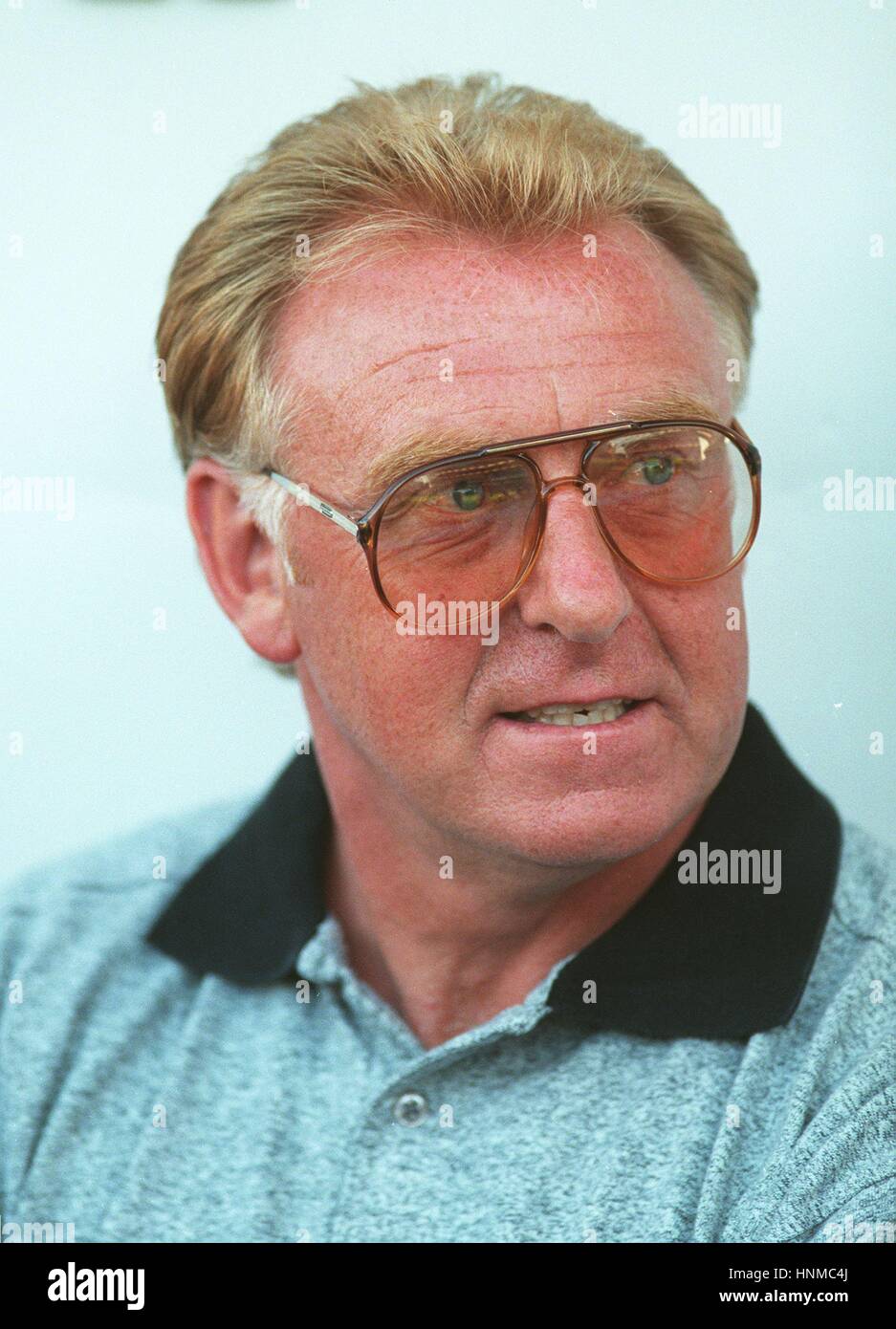 DAVID MERRINGTON SOUTHAMPTON FC MANAGER 15 August 1995 Stock Photo - Alamy