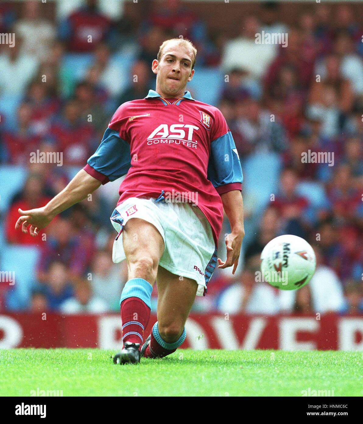 Aston villa 1995 hi-res stock photography and images - Alamy