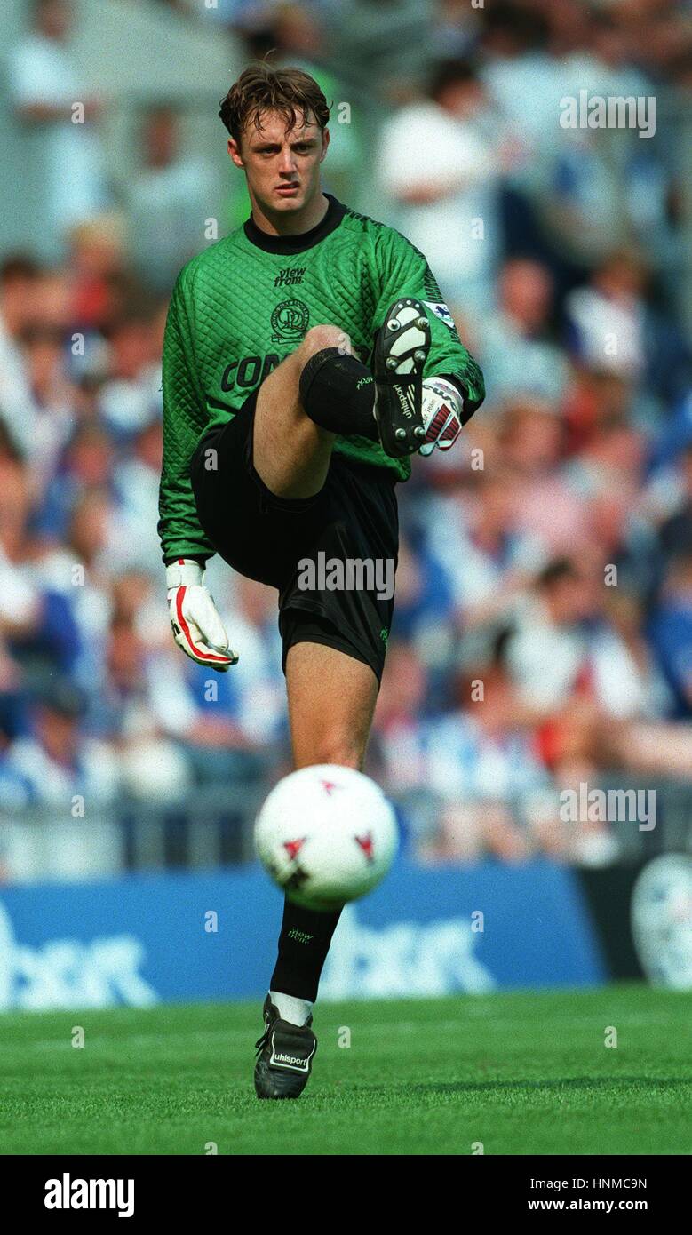 Tony roberts hi-res stock photography and images - Alamy