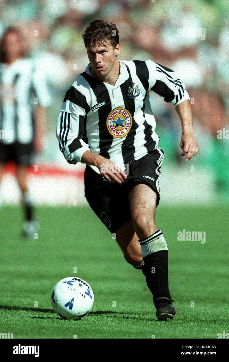 ROBERT LEE NEWCASTLE UNITED FC 21 August 1995 Stock Photo - Alamy