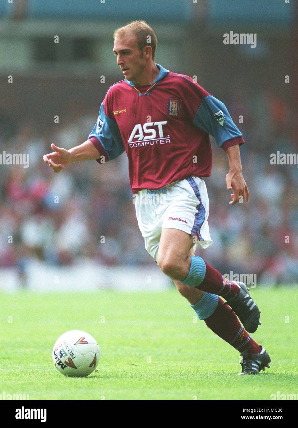 MARK DRAPER LEICESTER CITY FC 22 August 1995 Stock Photo - Alamy