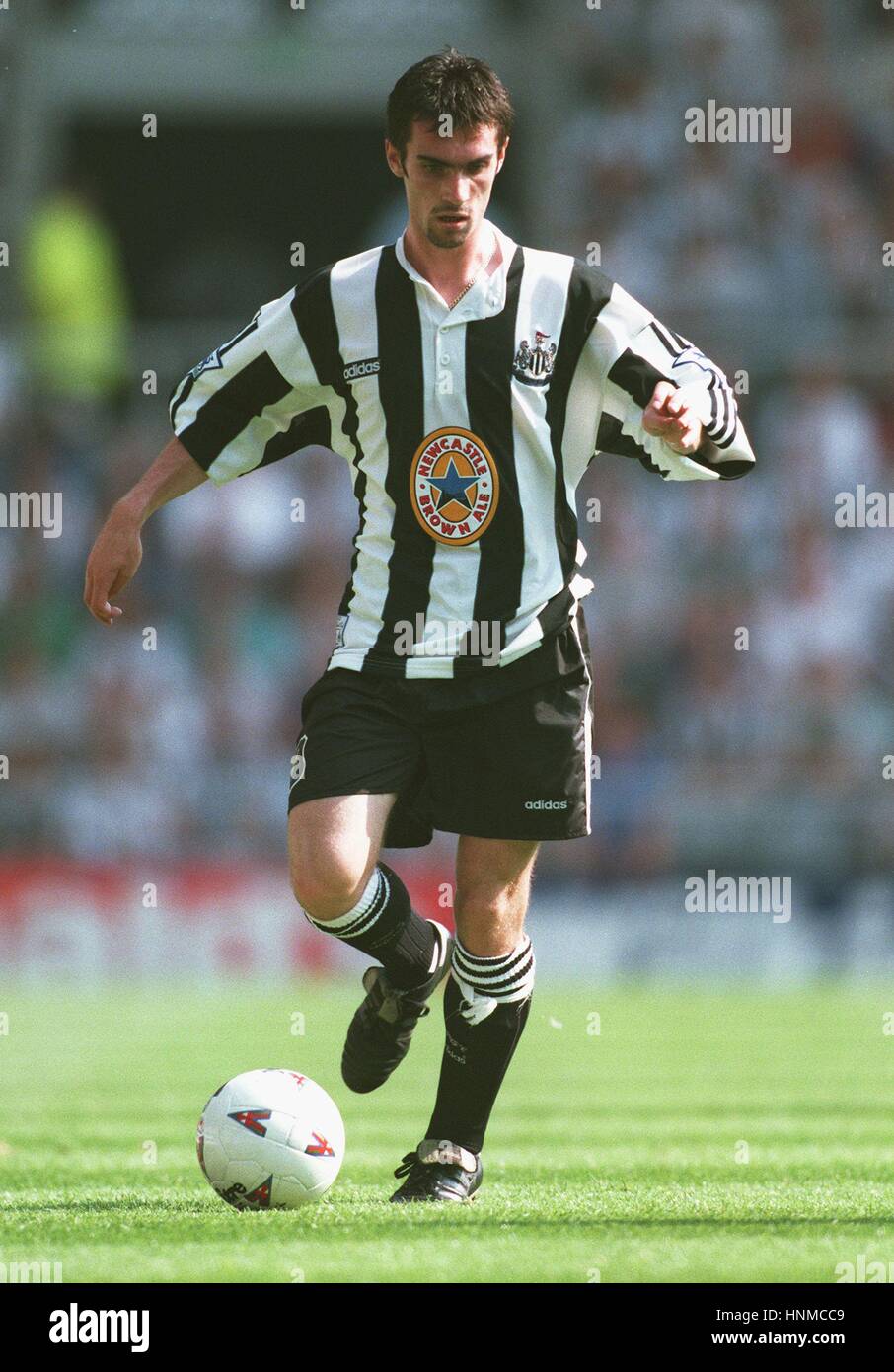 KEITH GILLESPIE NEWCASTLE UNITED FC 24 August 1995 Stock Photo - Alamy