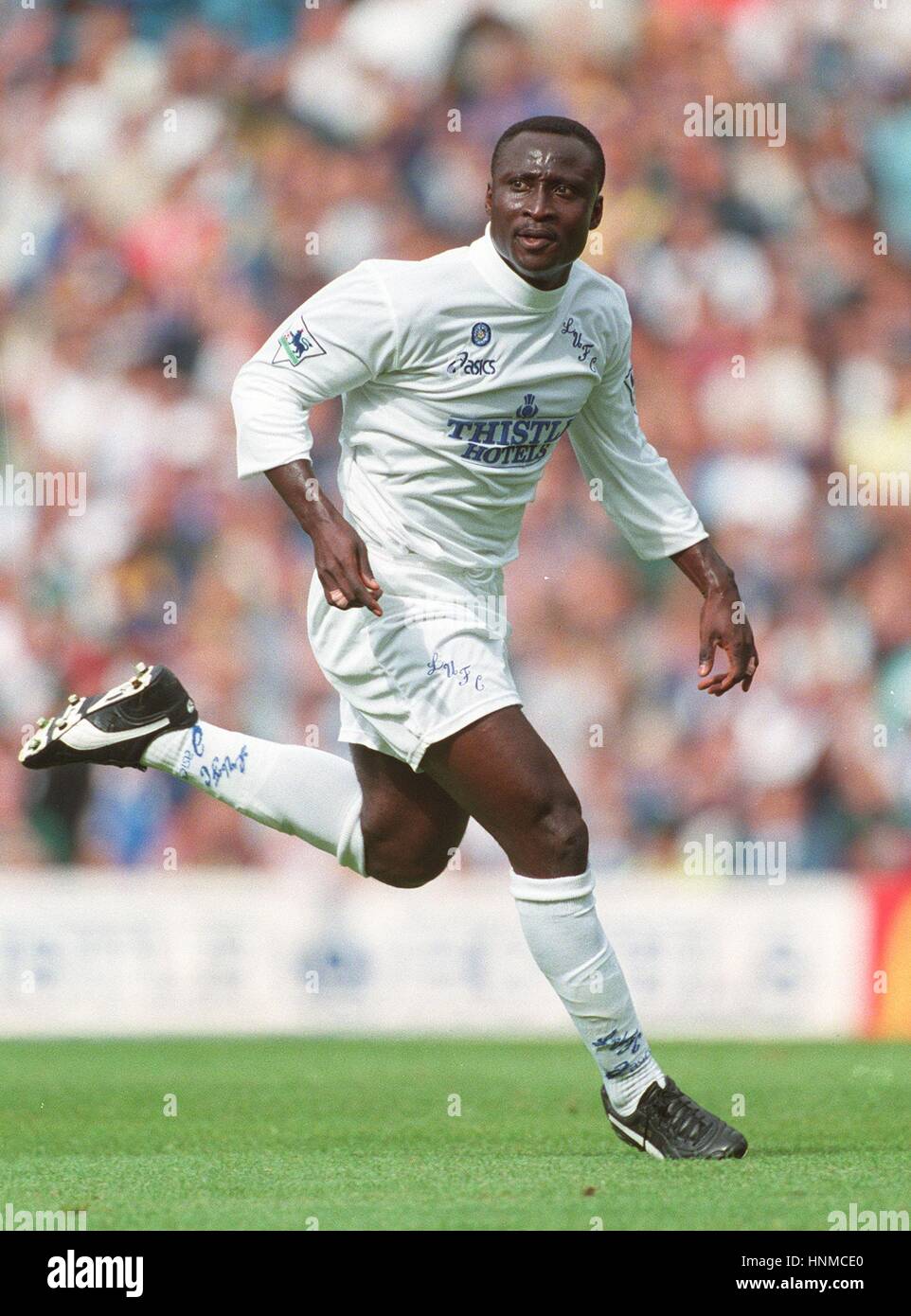 TONY YEBOAH LEEDS UNITED FC 29 August 1995 Stock Photo - Alamy