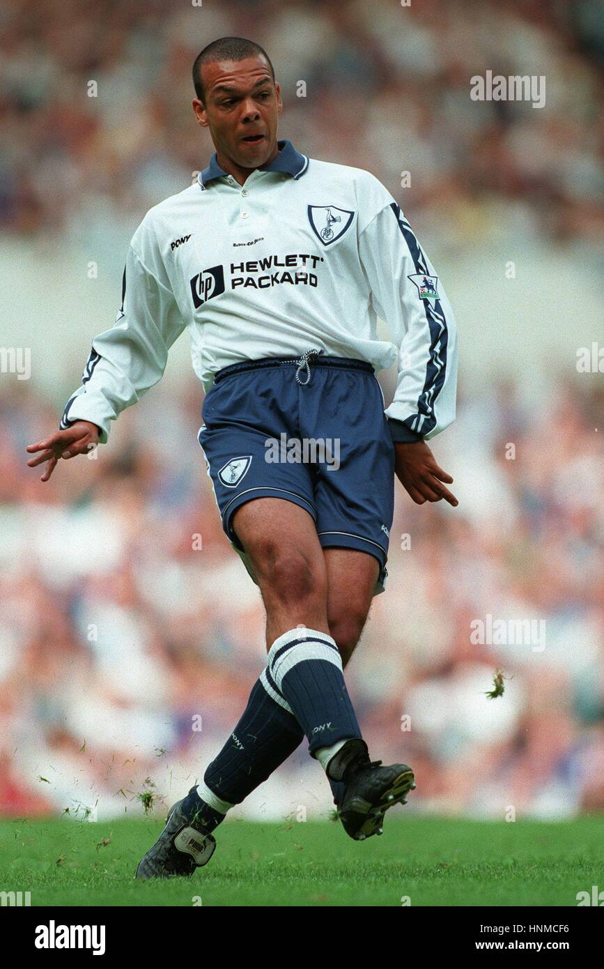 JASON DOZZELL TOTTENHAM HOTSPUR FC 29 August 1995 Stock Photo - Alamy