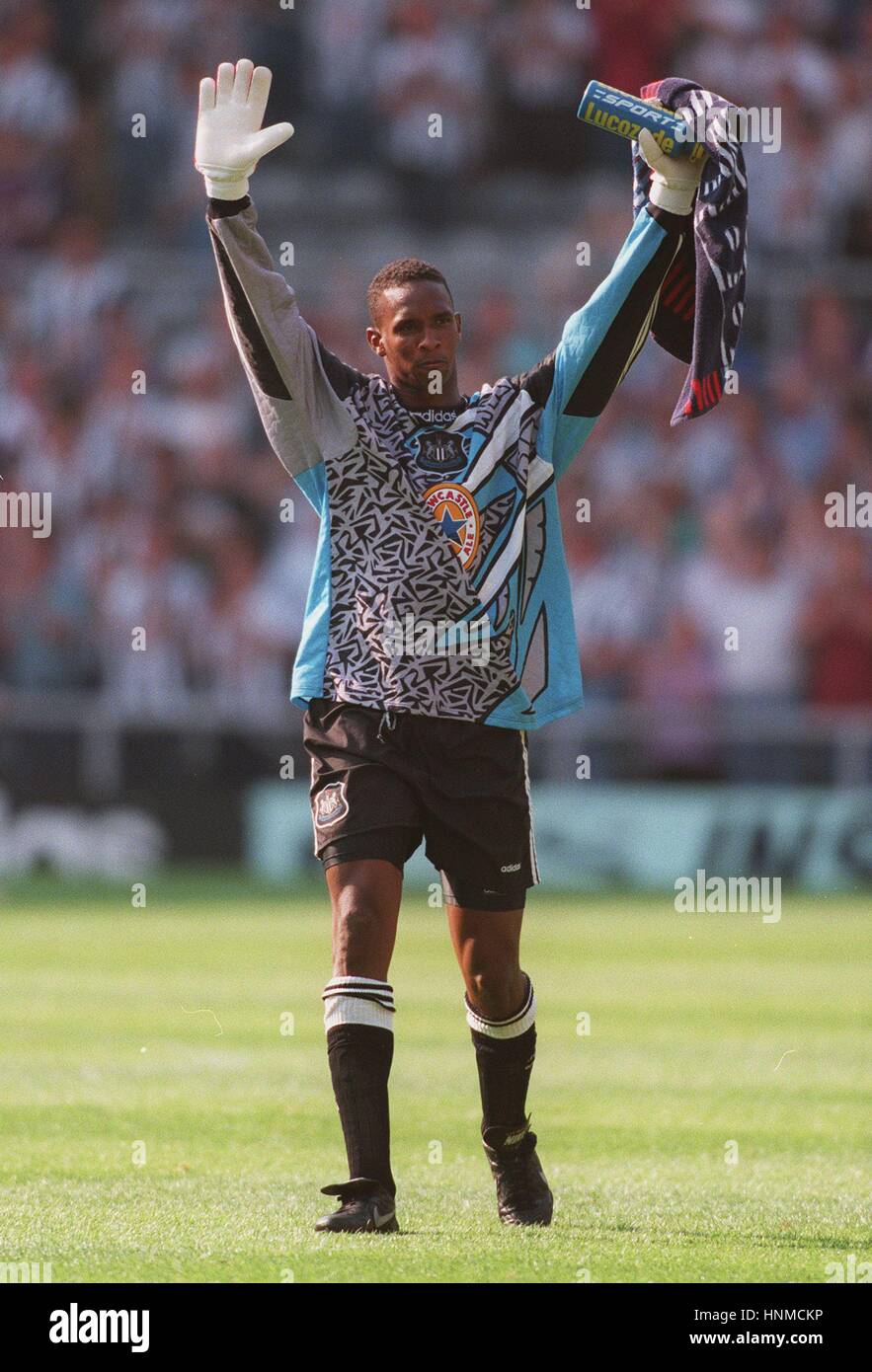 SHAKA HISLOP NEWCASTLE UNITED FC 05 September 1995 Stock Photo - Alamy