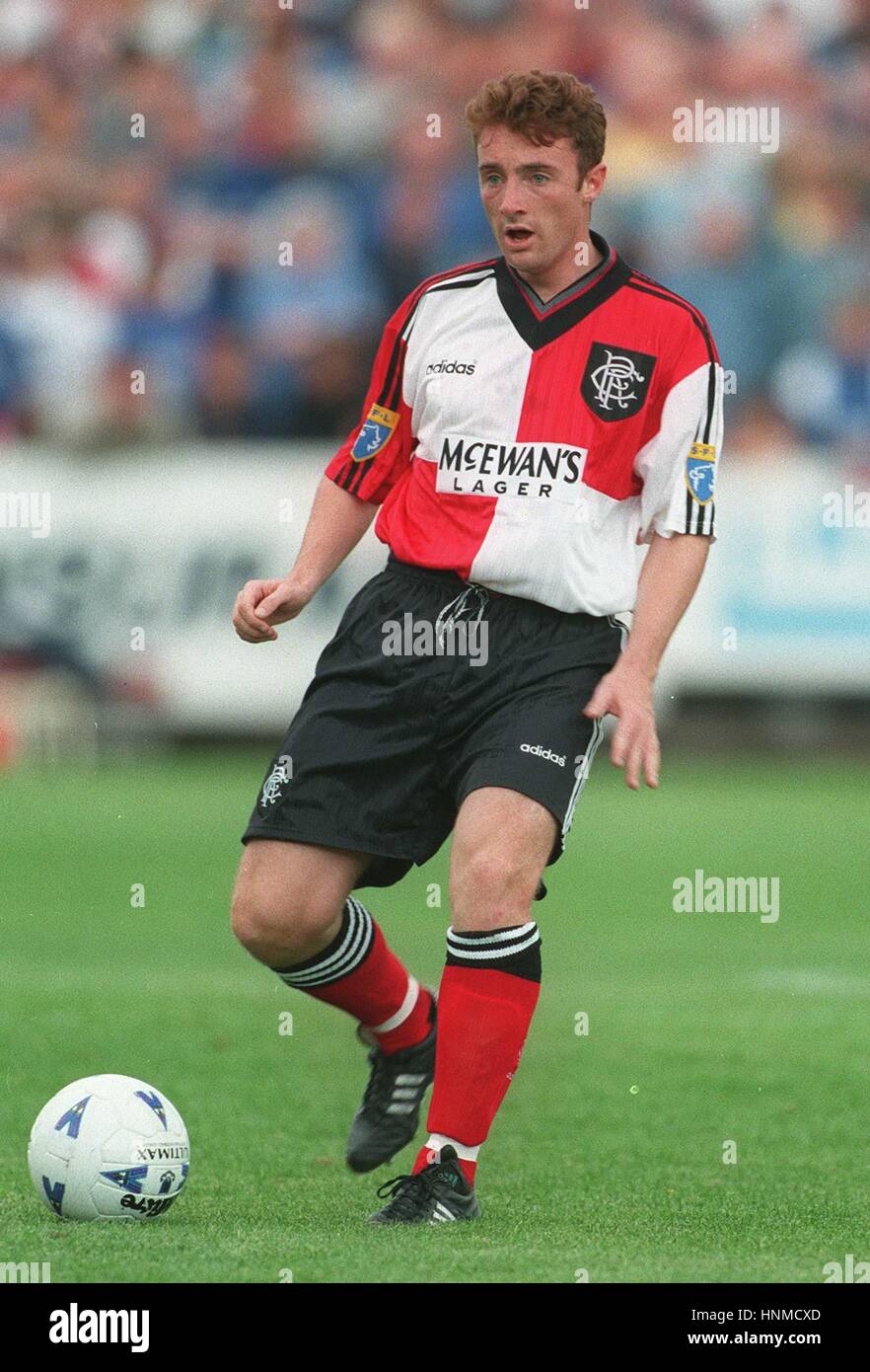 NEIL MURRAY GLASGOW RANGERS FC 18 September 1995 Stock Photo - Alamy