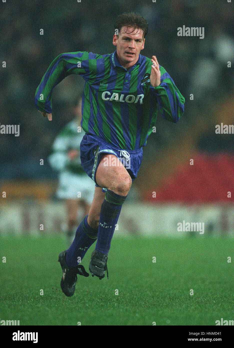 GORDON HUNTER . HIBERNIAN FC 13 February 1995 Stock Photo - Alamy