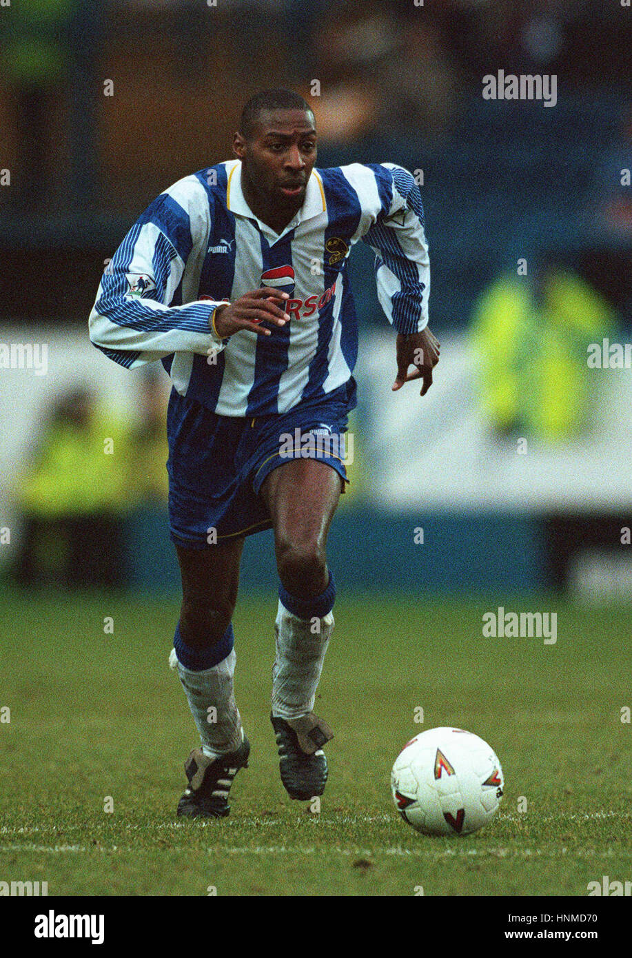 MICHAEL WILLIAMS SHEFFIELD WEDNESDAY FC 17 March 1995 Stock Photo - Alamy