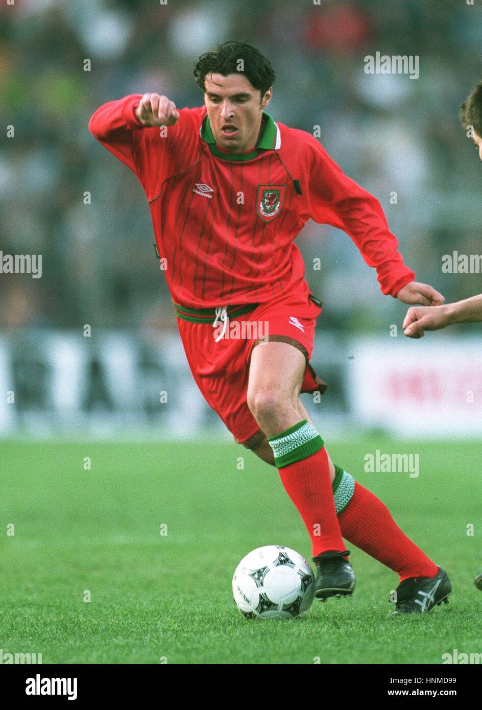 GARY SPEED WALES & LEEDS UNITED FC 10 May 1995 Stock Photo - Alamy