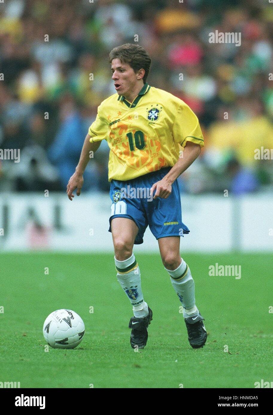 JUNINHO BRAZIL 16 June 1995 Stock Photo - Alamy