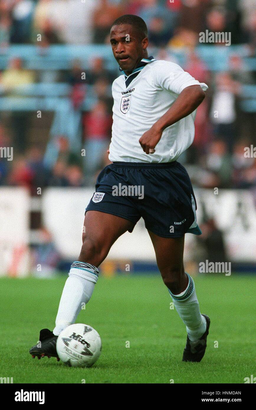 DEAN GORDON ENGLAND U21 & CRYSTAL PALACE F 17 June 1995 Stock Photo - Alamy