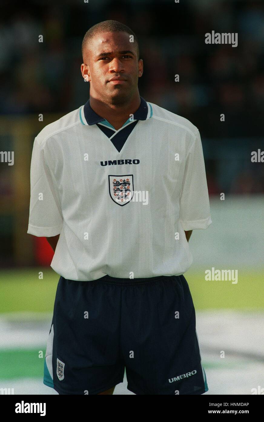 DEAN GORDON ENGLAND U21 & CRYSTAL PALACE F 17 June 1995 Stock Photo - Alamy