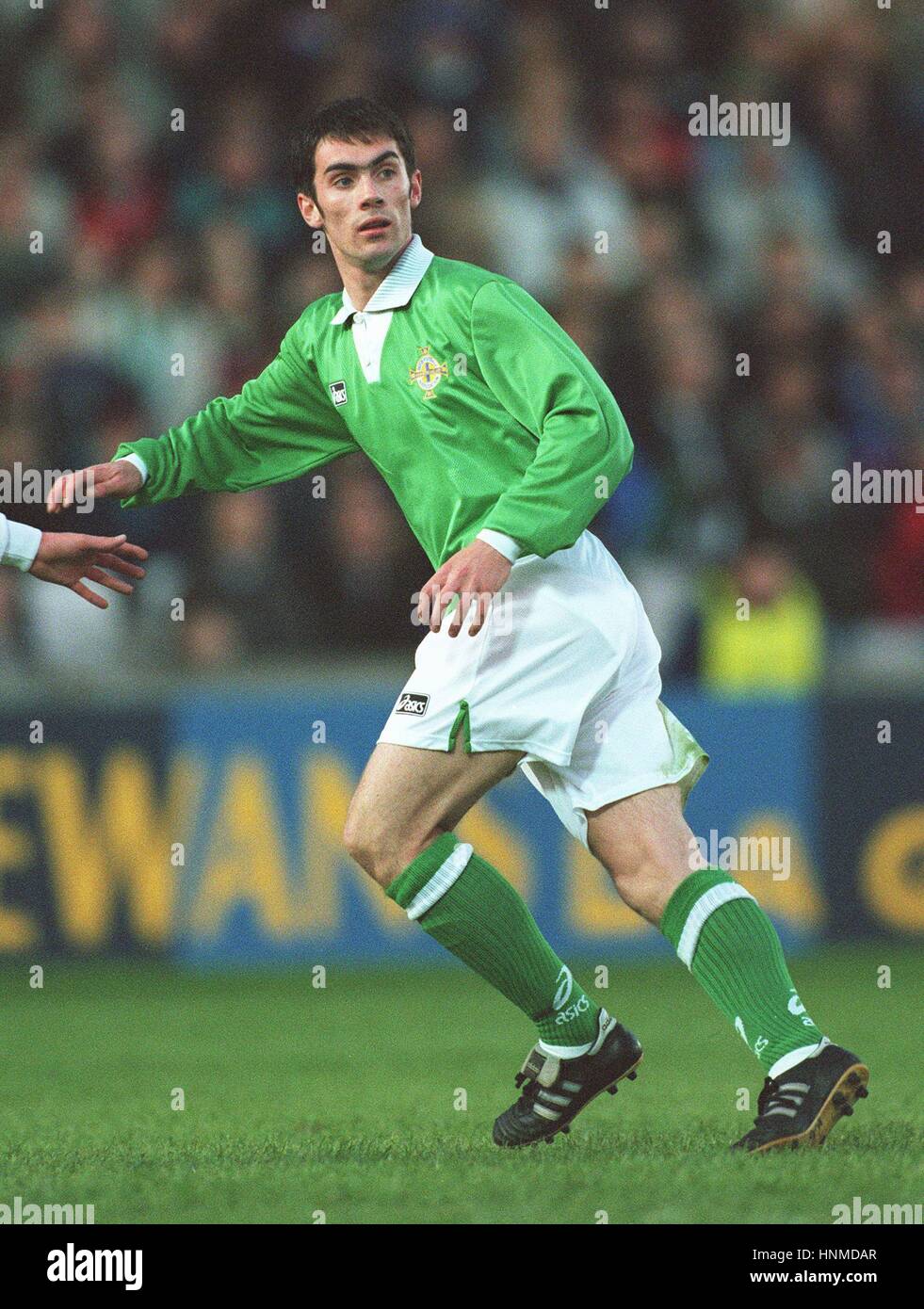 KEITH GILLESPIE NORTHERN IRELAND & NEWCASTLE U 19 June 1995 Stock Photo ...