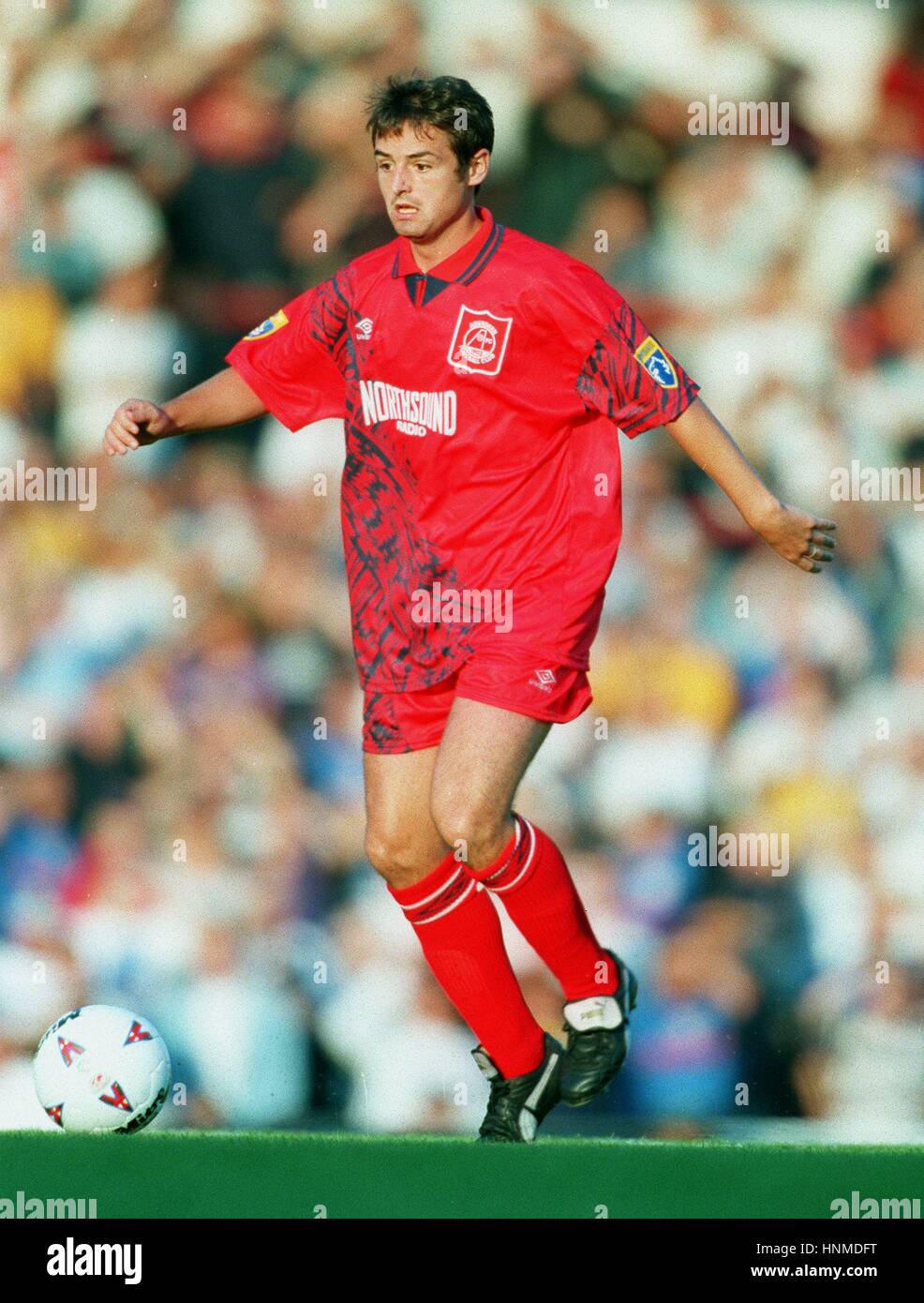 RAY MCKINNON ABERDEEN FC 10 August 1995 Stock Photo - Alamy