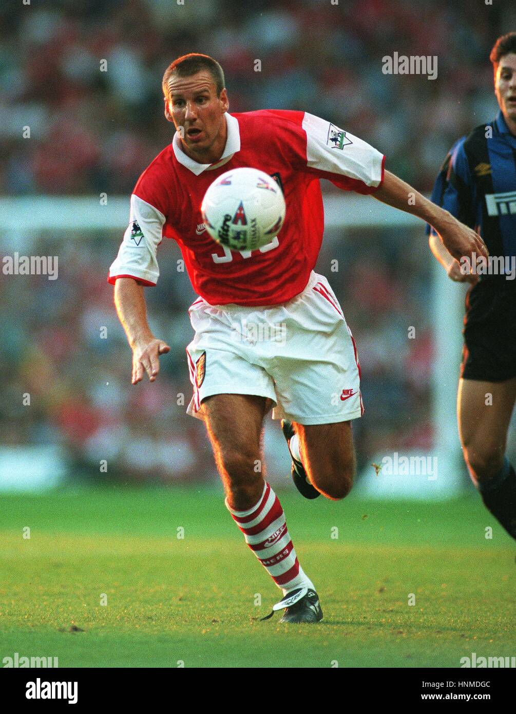 PAUL MERSON ARSENAL FC 11 August 1995 Stock Photo - Alamy